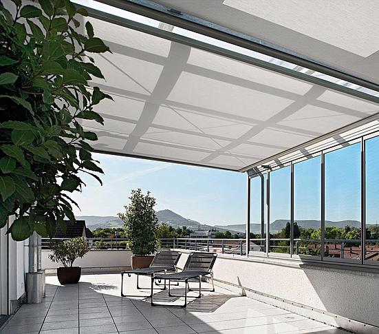 Store pour véranda sur-mesure - Maison Bleue Luxembourg