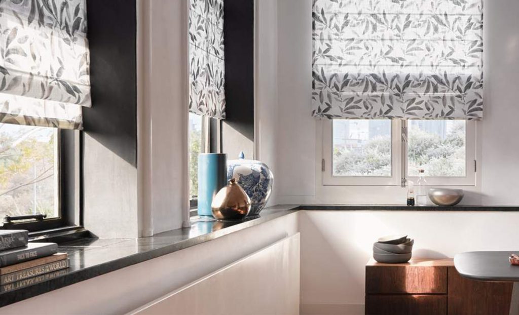 Store bateaux sur mesure - Maison Bleue Luxembourg